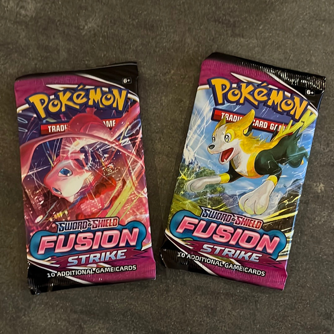 Fusion Strike Booster Pack - Pokémon TCG: Sword & Shield – HAANDPLUK